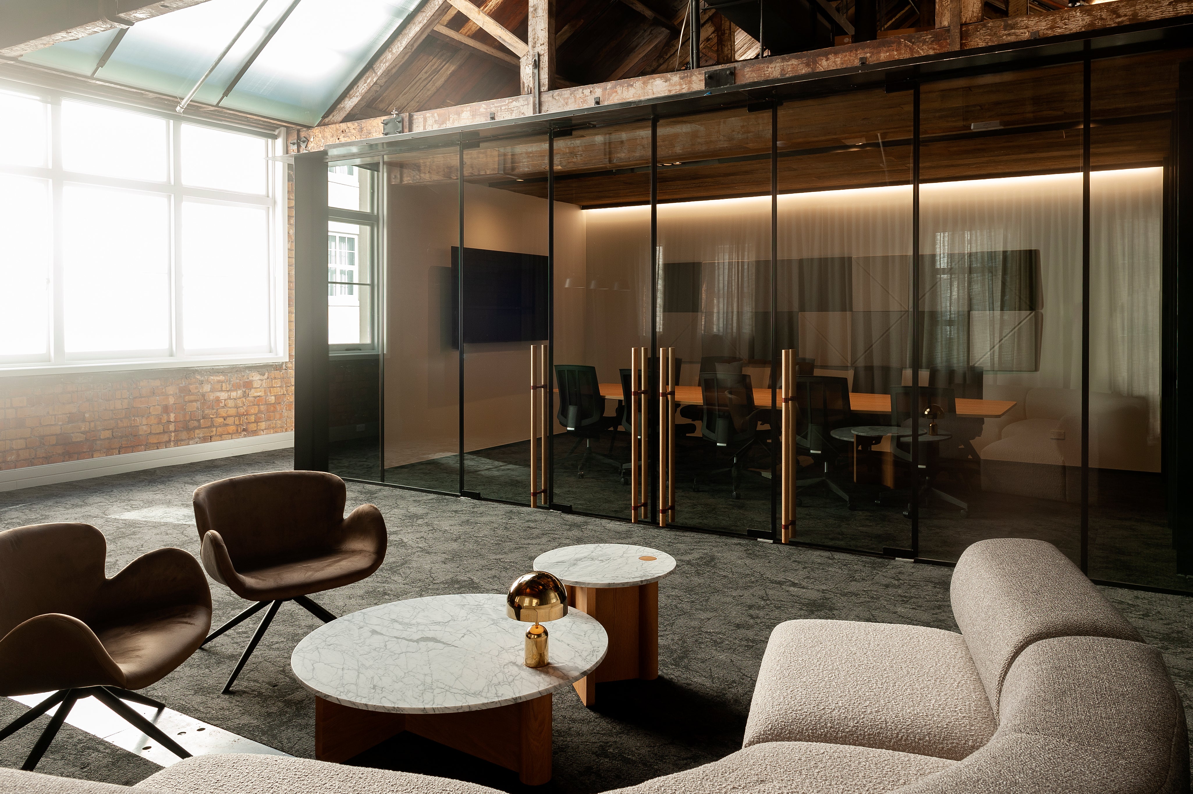 Ledge Oak Pull Handle - Kitchen Handles, Pulls & Knobs – C S Studios