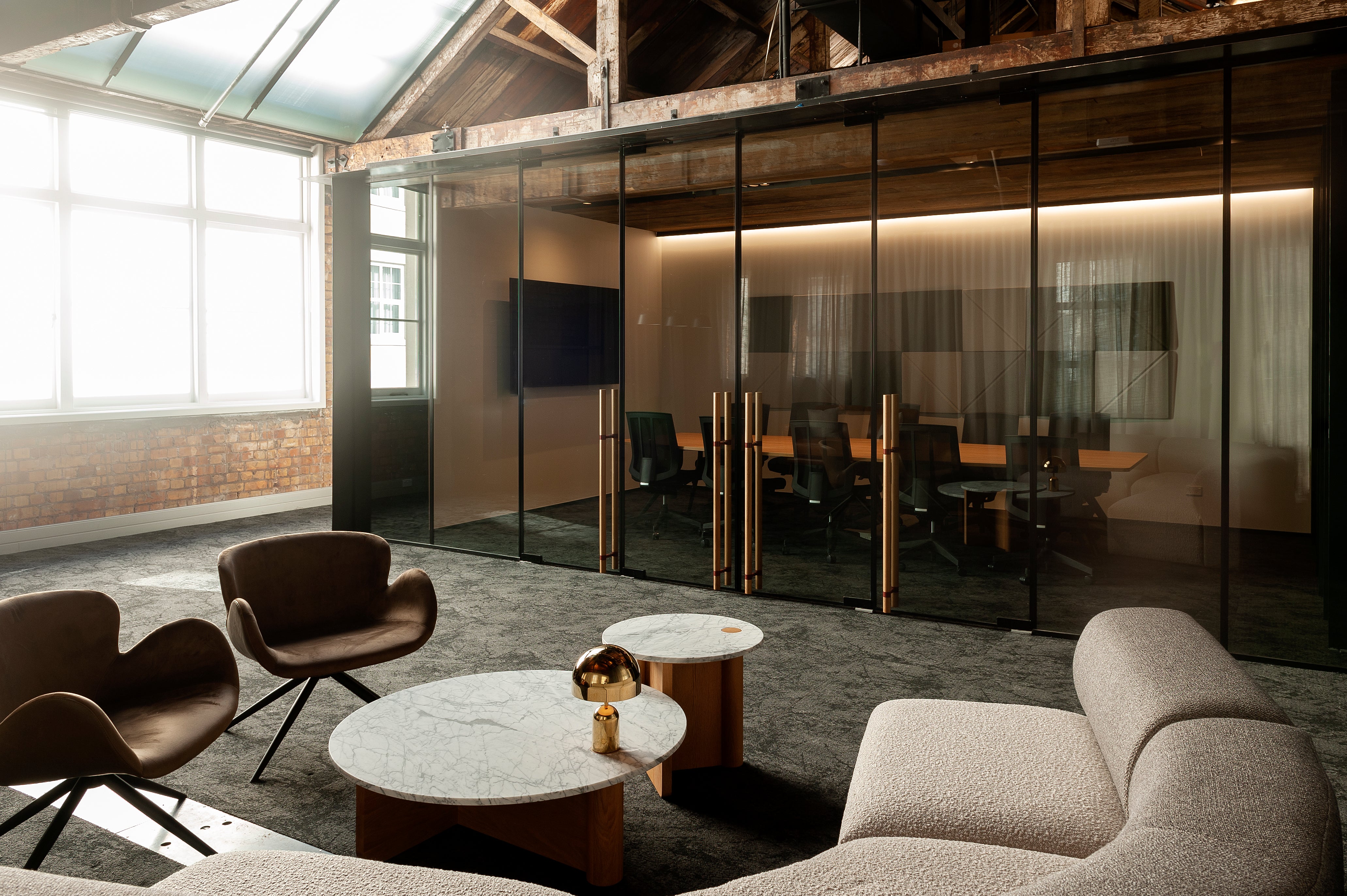 Ledge Oak Pull Handle - Kitchen Handles, Pulls & Knobs – C S Studios