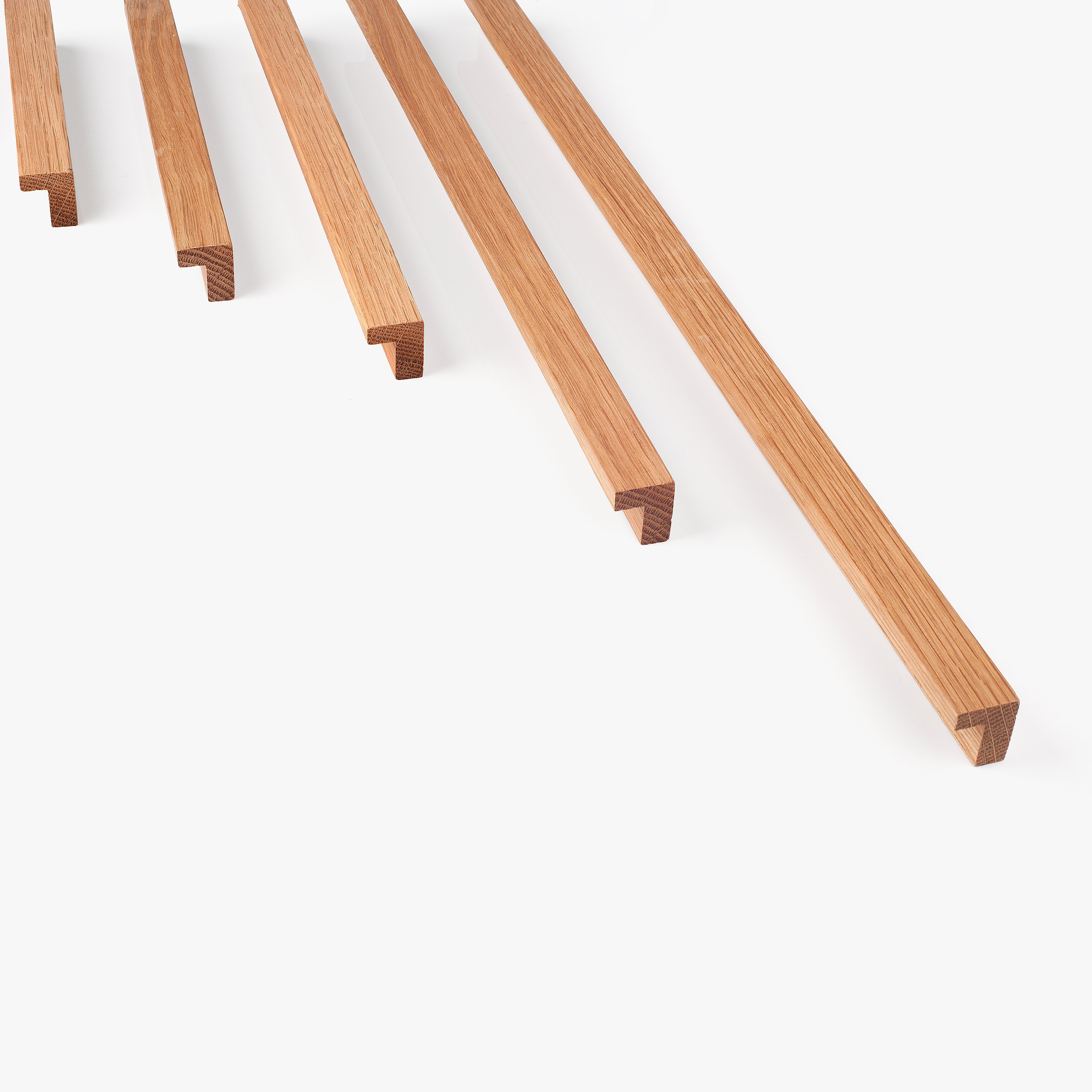 The Latch - American Oak Kitchen Handle with a Modern Design – C S Studios